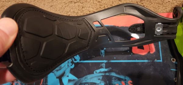 Comparison Review: Union Ultra Vs. Strata Bindings - Board of the World