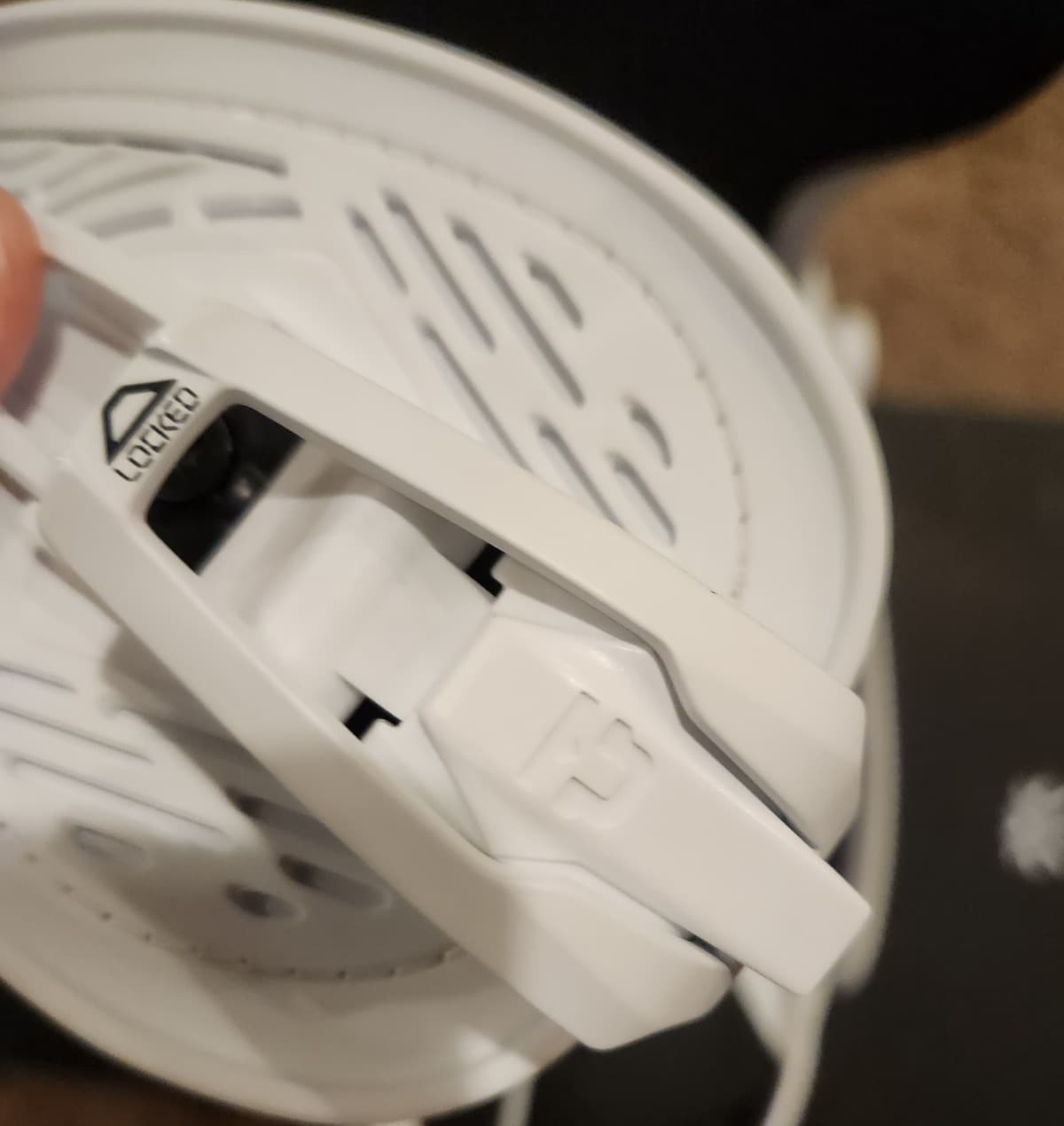 Comparison Review: Union Ultra Vs. Strata Bindings - Board of the World