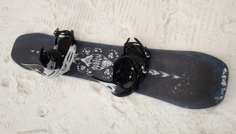 Burton Free Thinker Review - Board of the World