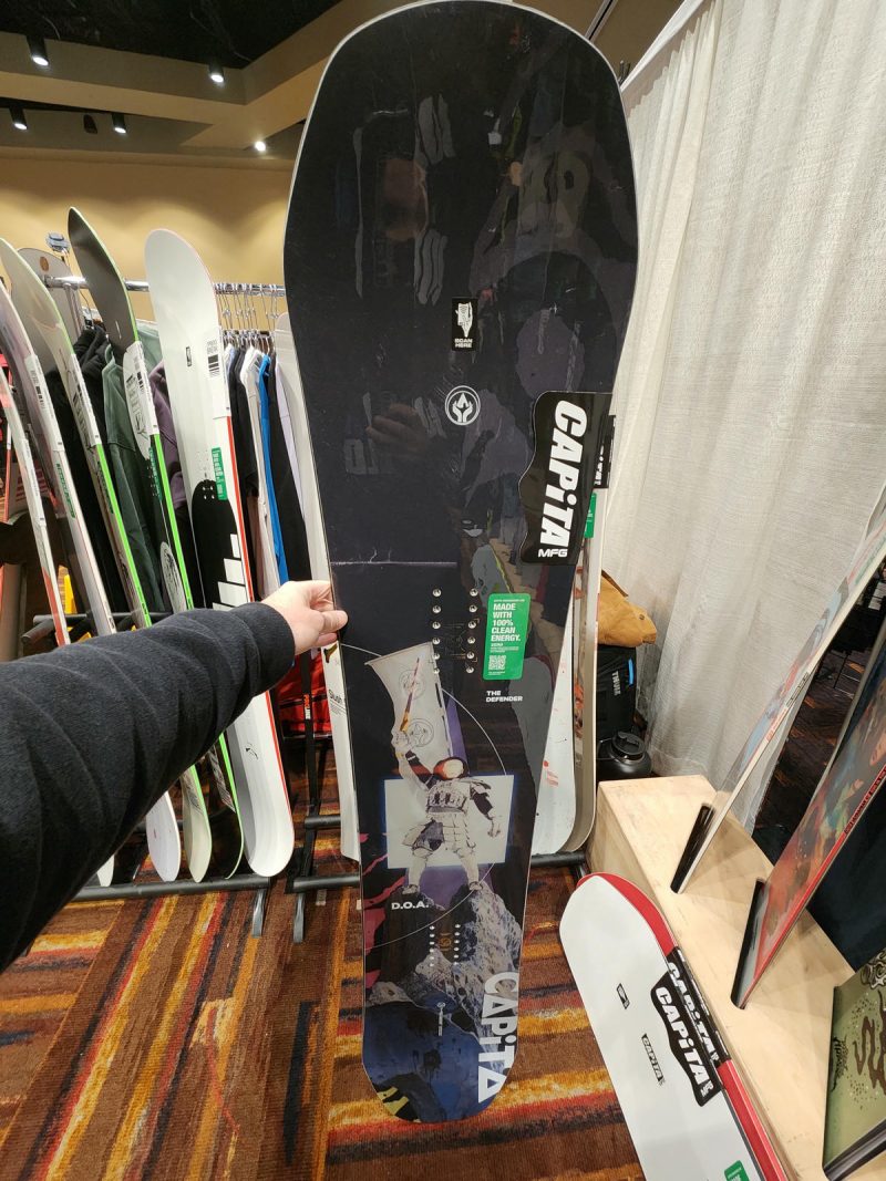 The Burton Custom Camber vs. Capita DOA: Which Board is Better for ...