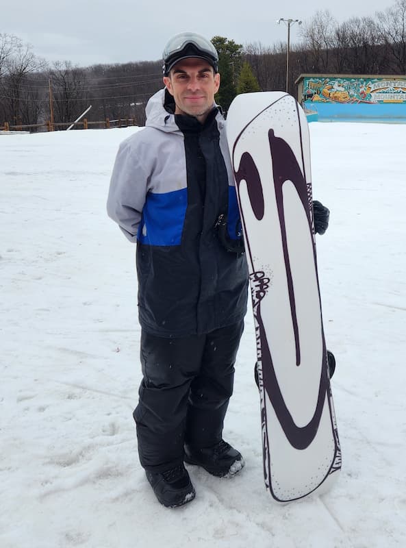 Gnu Money Snowboard Review: The Budget Friendly East Coast Shred Stick ...