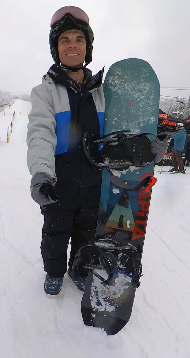 The Burton Custom Camber vs. Capita DOA: Which Board is Better for ...