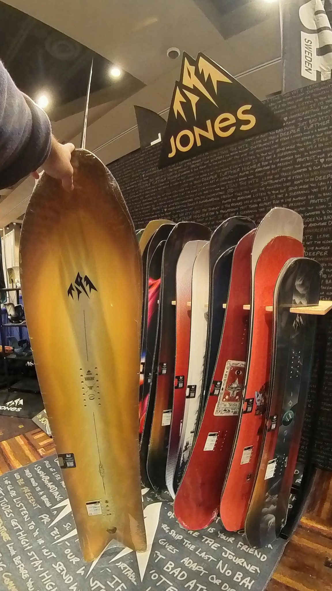Jones 2027 Snowboards Preview Images - Board of the World